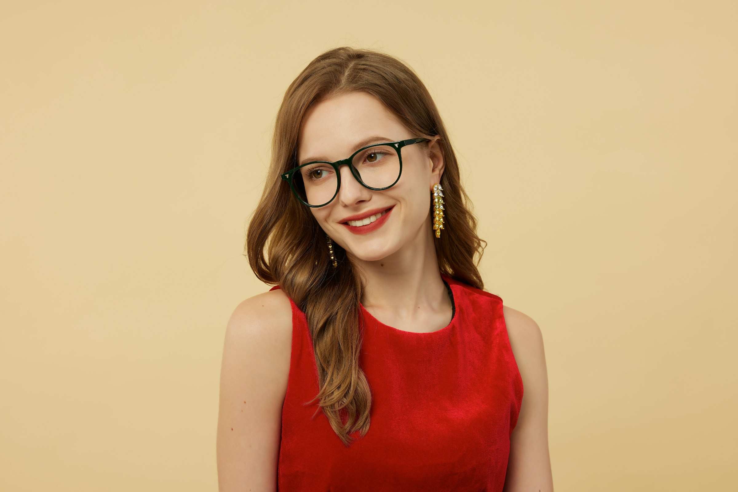 Makeup Techniques Every Glasses Wearer Should Know for a Spectacular ...